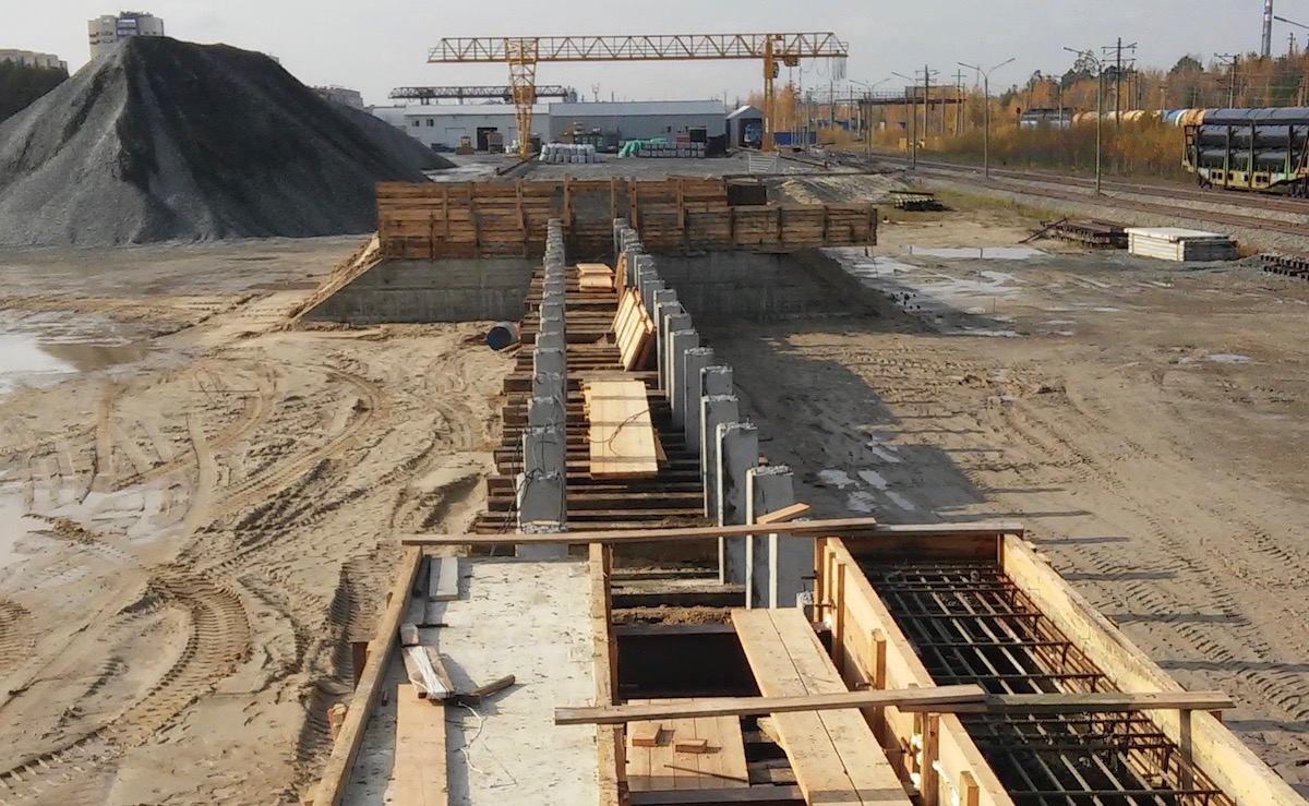 Elevated structure for discharging load ballast | RWP